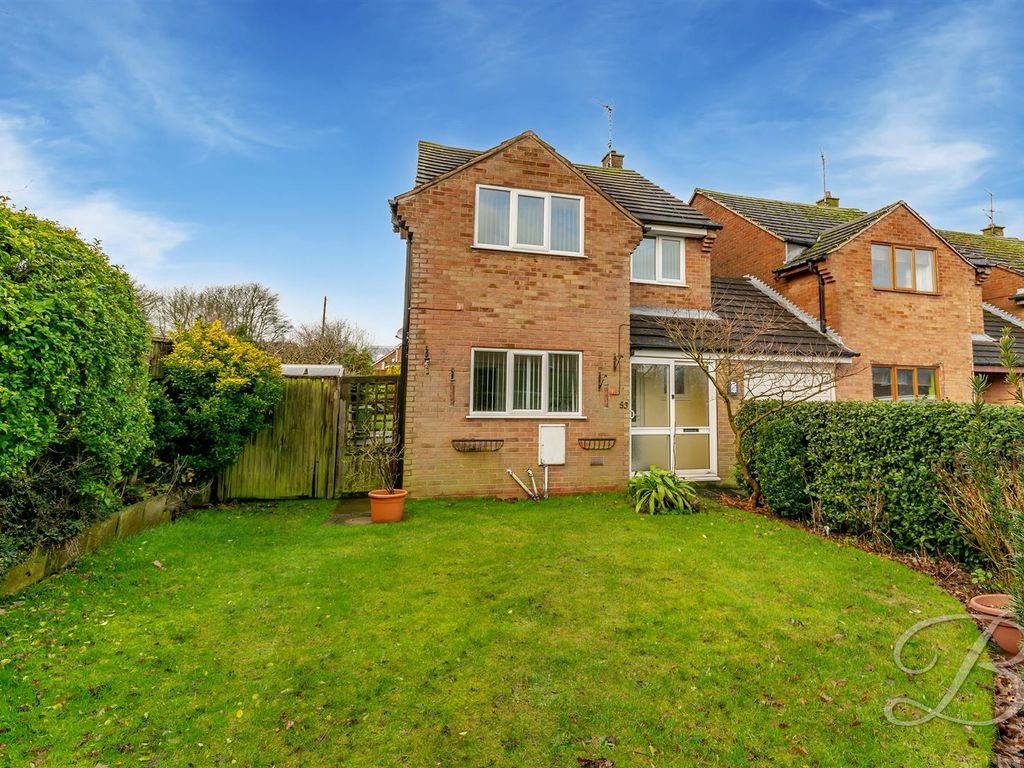 4 Bed Link Detached House For Sale In Andrew Drive Blidworth