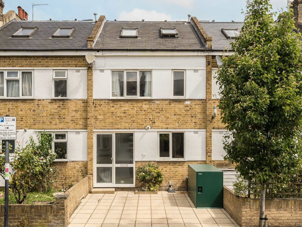 3 bed property for sale in Ravenswood Road, London SW12, £950,000 - Zoopla