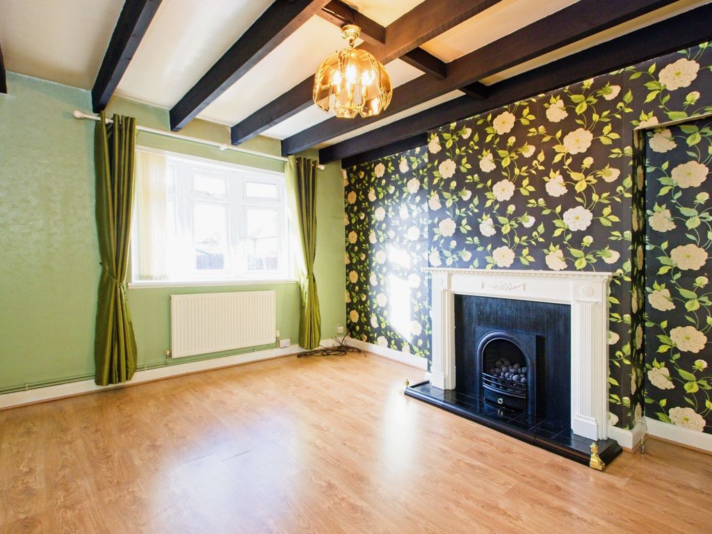 3 bed semi-detached house for sale in Edgeworth Road, Eltham, Kidbrooke ...