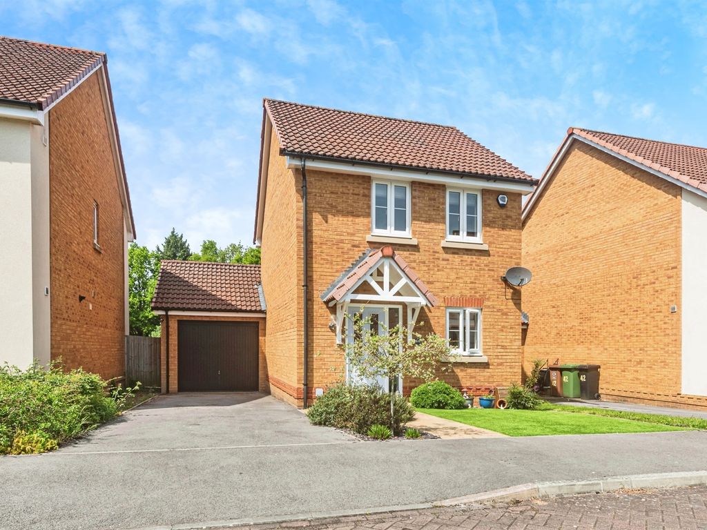 2 bed detached house for sale in Longwood Copse Lane, Beggarwood ...