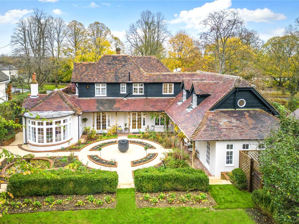 6 bed detached house for sale in The Crescent, Cottered, Buntingford ...