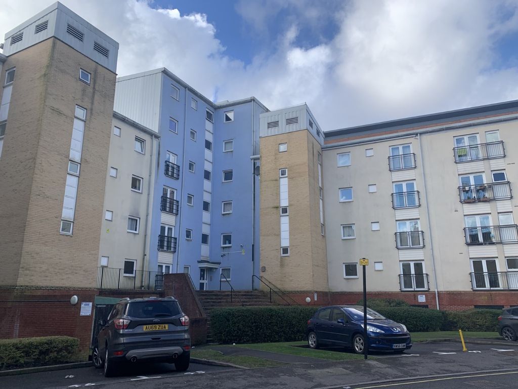 2 bed flat for sale in White Star Place, Southampton, Hampshire SO14 ...