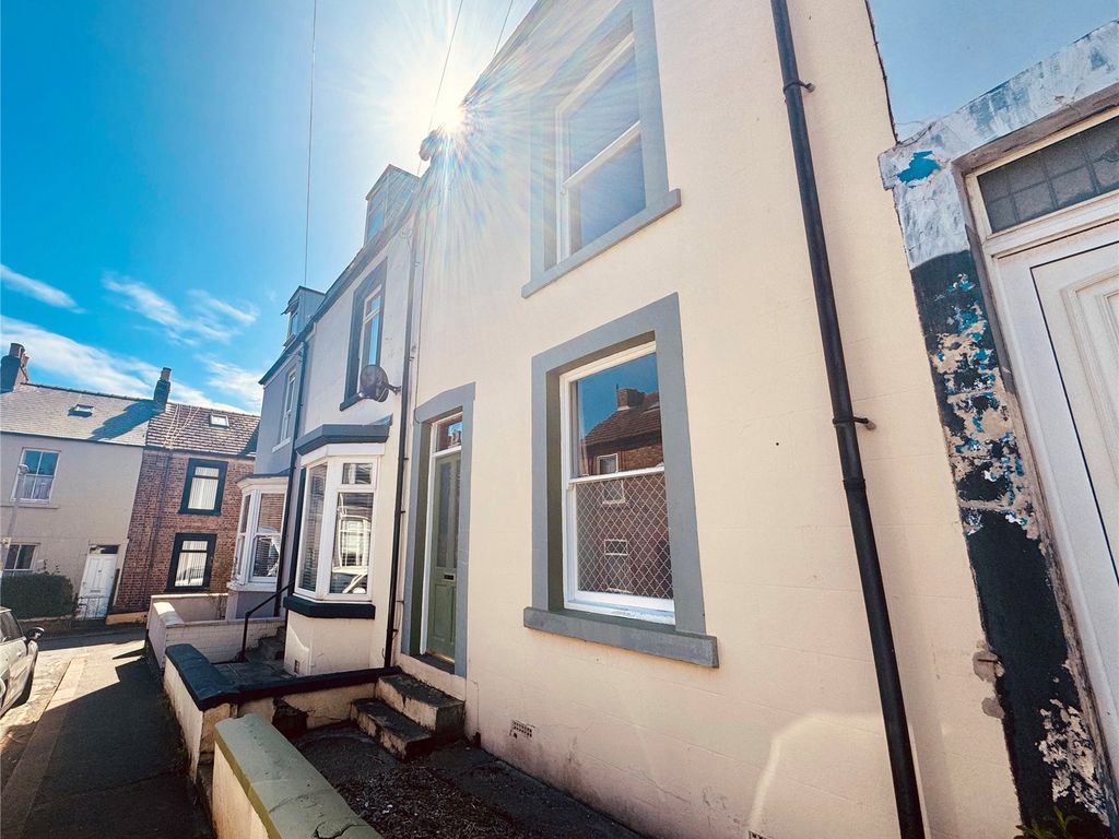 3 bed detached house for sale in Grove Street, Whitby YO21, £225,000 ...