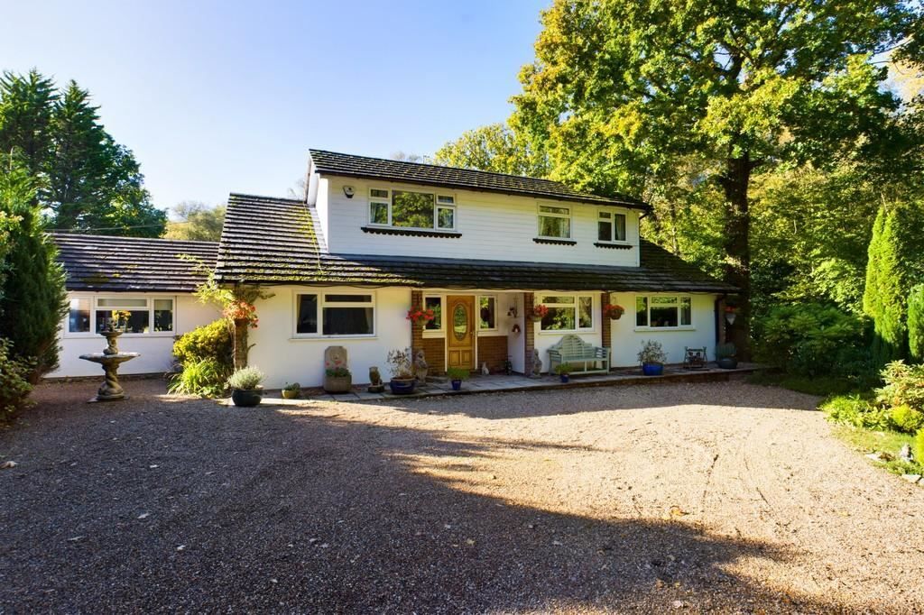 4 bed detached house for sale in Lake View Road, Felbridge, East ...