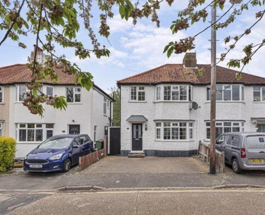 3 Bed Semi Detached House For Sale In Brookside Crescent Worcester