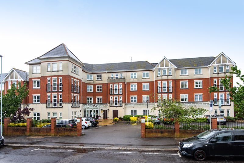 2 bed property for sale in St. Botolphs Road, Worthing BN11 - Zoopla