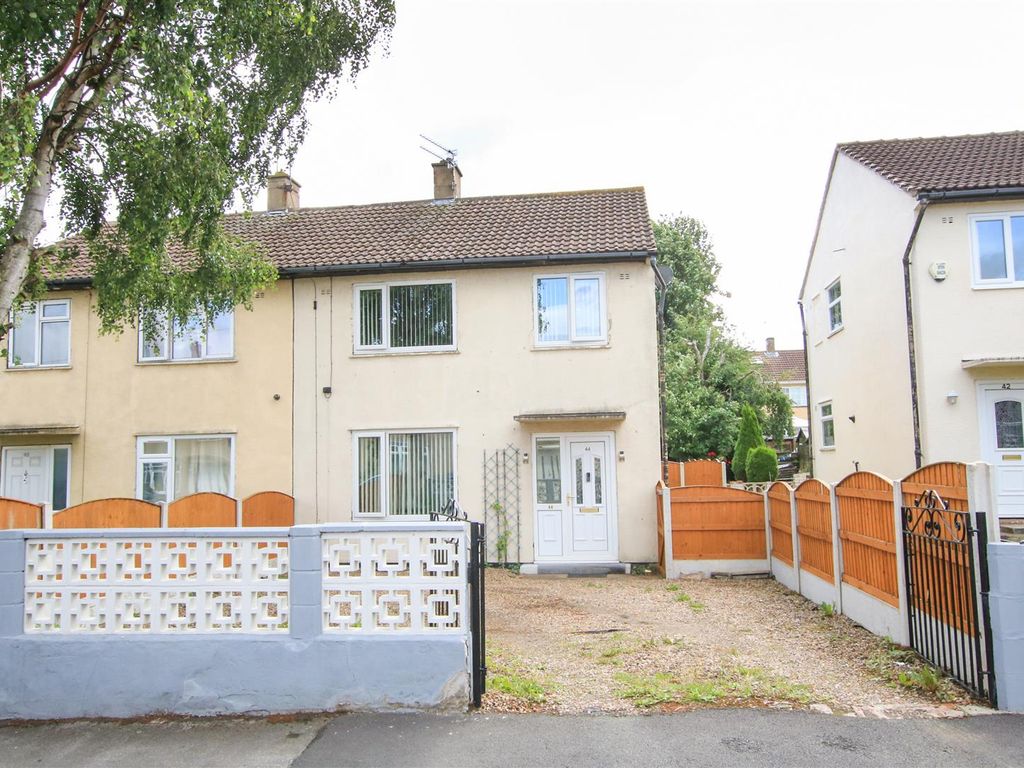 3 bed semi-detached house for sale in Auburn Road, Edlington, Doncaster ...