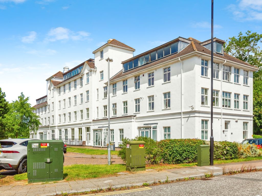 2 bed flat for sale in 69 Berrywood Drive, Northampton NN5, £190,000 ...