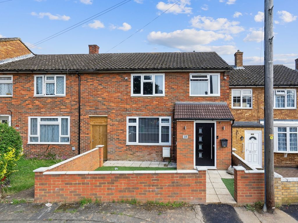 3 bed terraced house for sale in Lower Lees Road, Slough SL2, £475,000 ...
