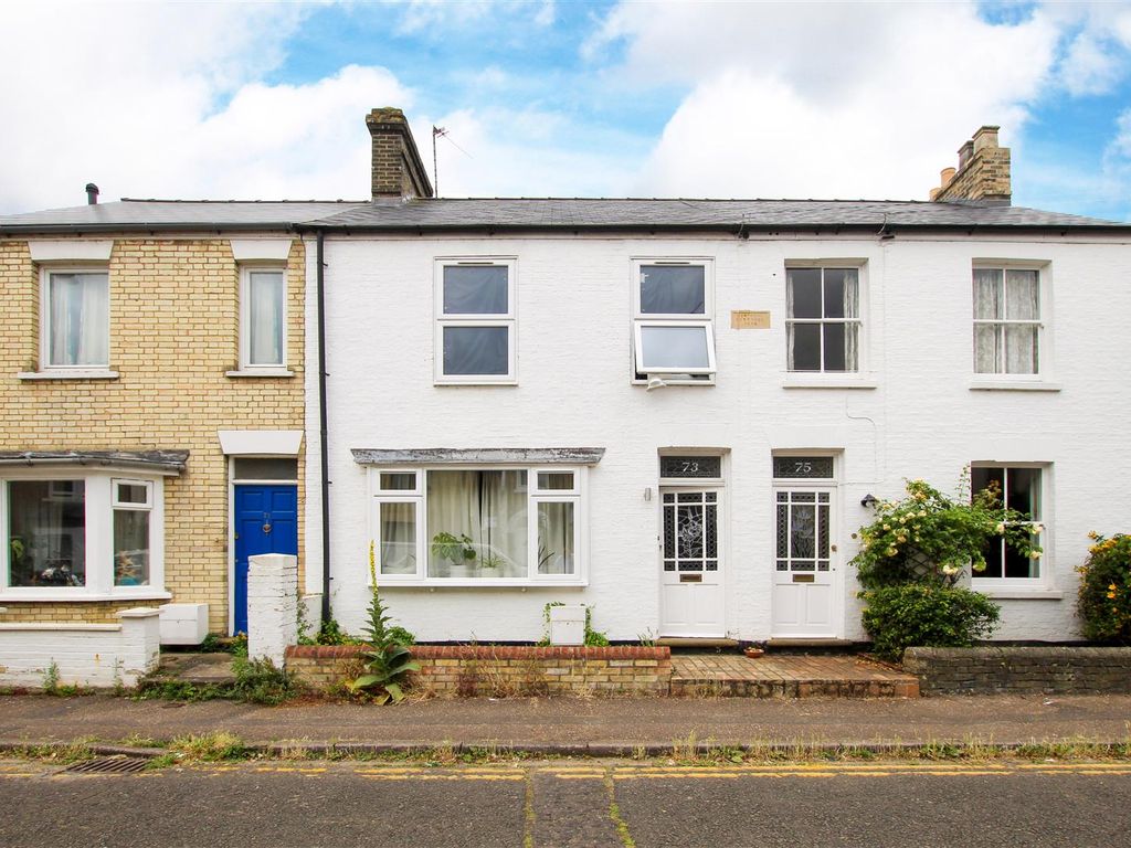 3 bed terraced house to rent in Hertford Street, Cambridge CB4, £2,300 ...