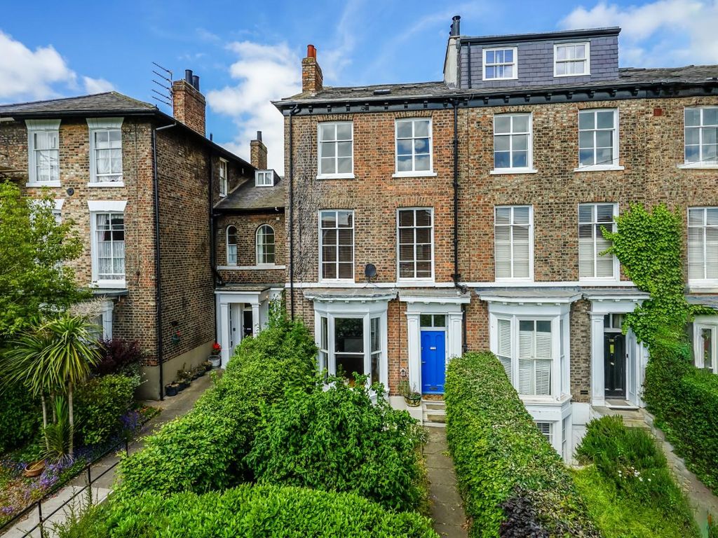 6 bed town house for sale in Holgate Road, York YO24 - Zoopla