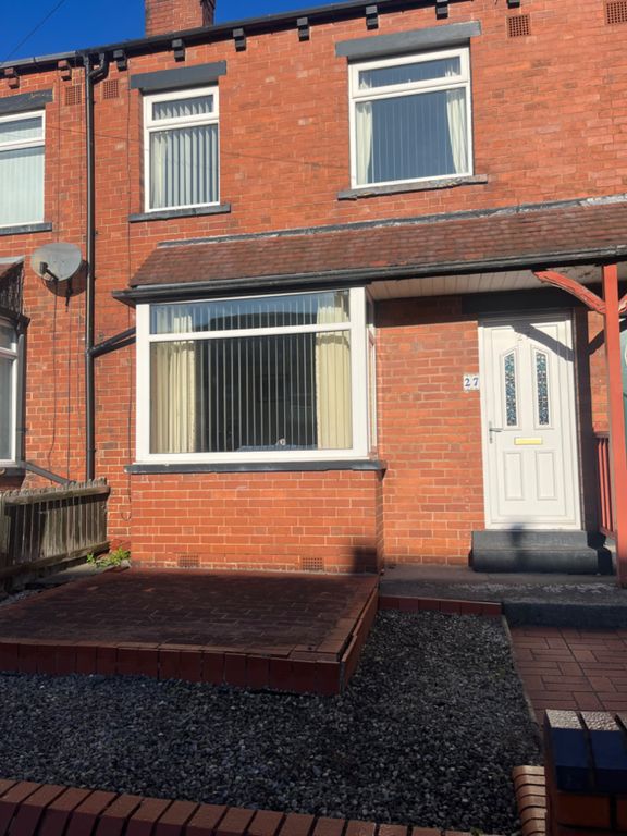 3 Bed Terraced House For Sale In Marsden Place Beeston Leeds Ls11 £