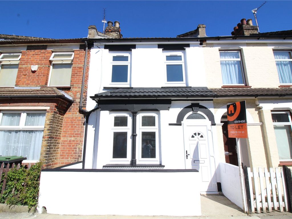 3 Bed Terraced House For Sale In Gordon Road Northfleet Gravesend