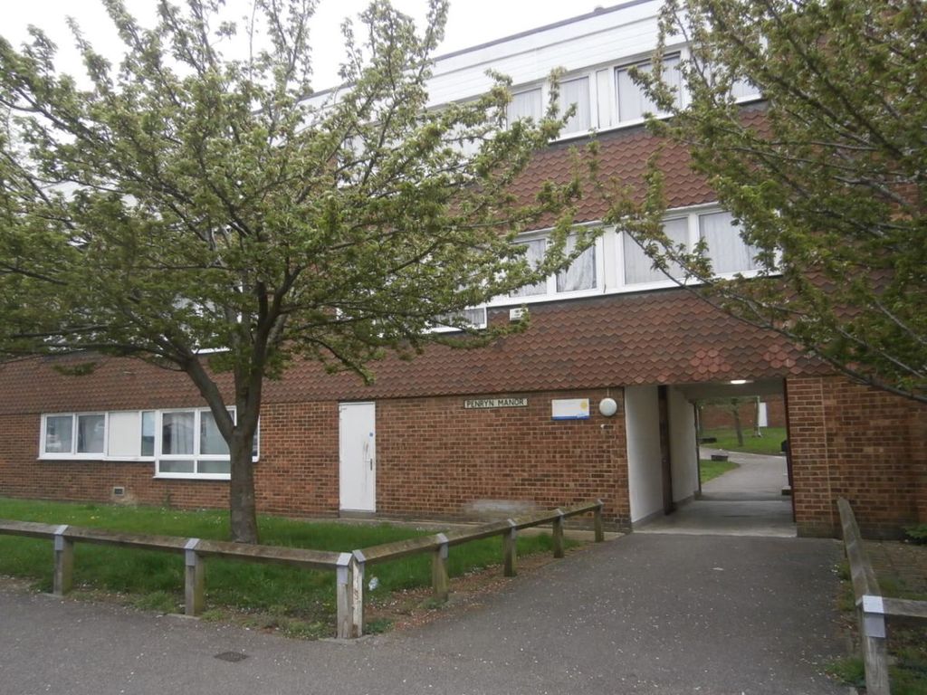 1 bed flat for sale in Skinner Street, Gillingham ME7 - Zoopla