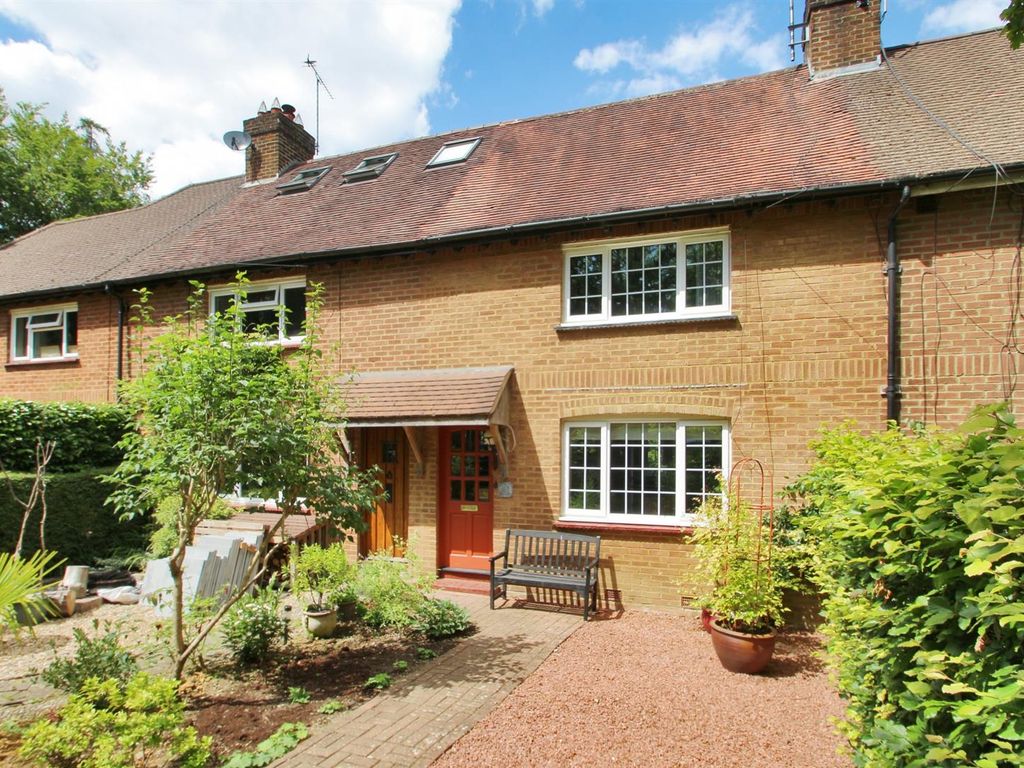 3 bed terraced house for sale in Pipers Green Road, Brasted Chart ...