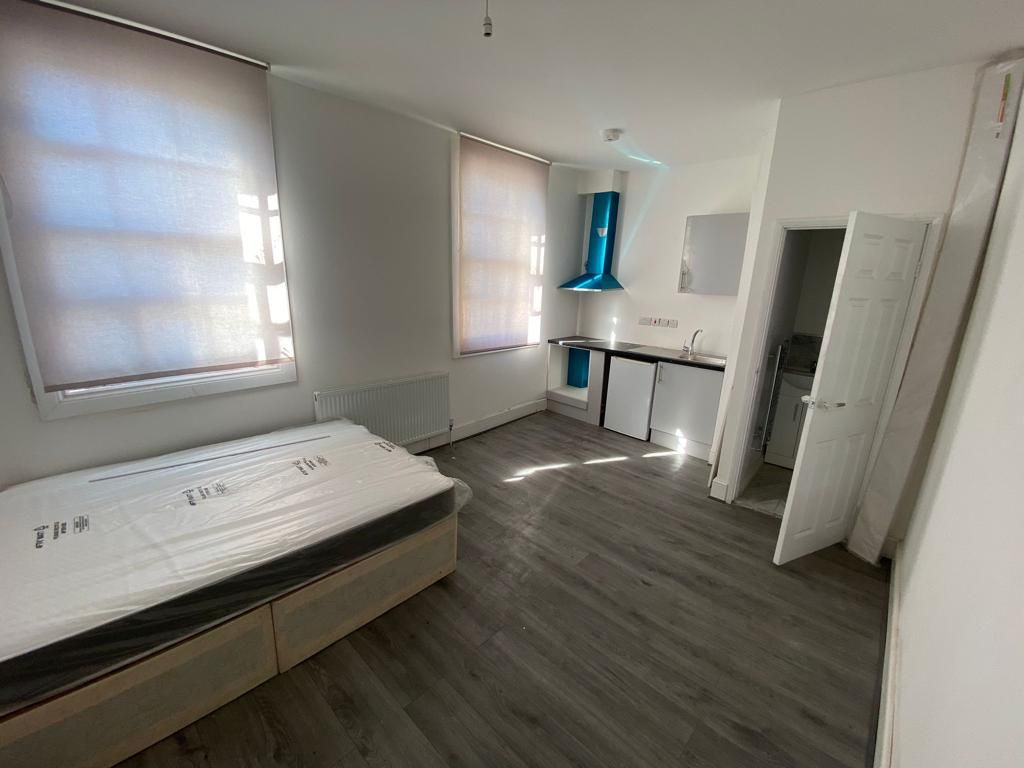 1 bed flat to rent in Brouce Grove, London N17 - Zoopla