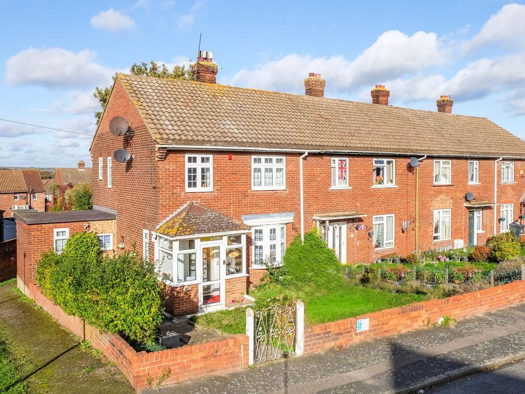 3 Bed End Terrace House For Sale In Joyce Green Lane Dartford Da1 £