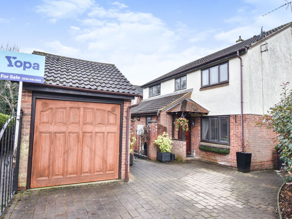 4 bed detached house for sale in The Croft, Elsenham, Bishop's ...