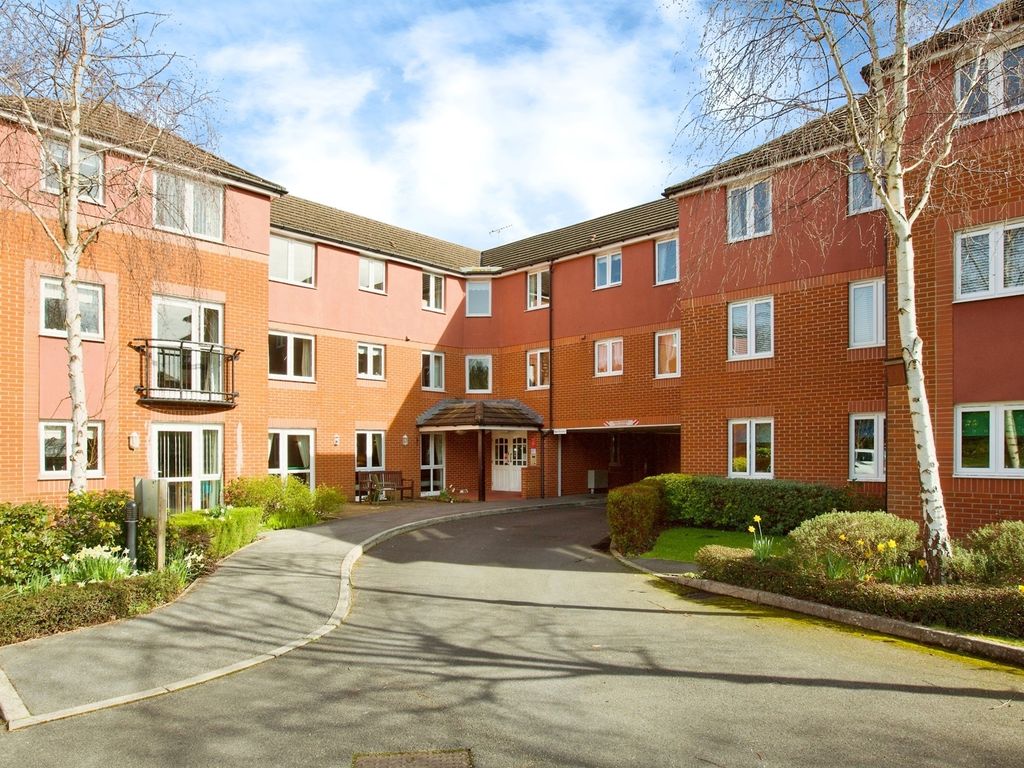 2 Bed Flat For Sale In Bursledon Road Hedge End Southampton So30 £