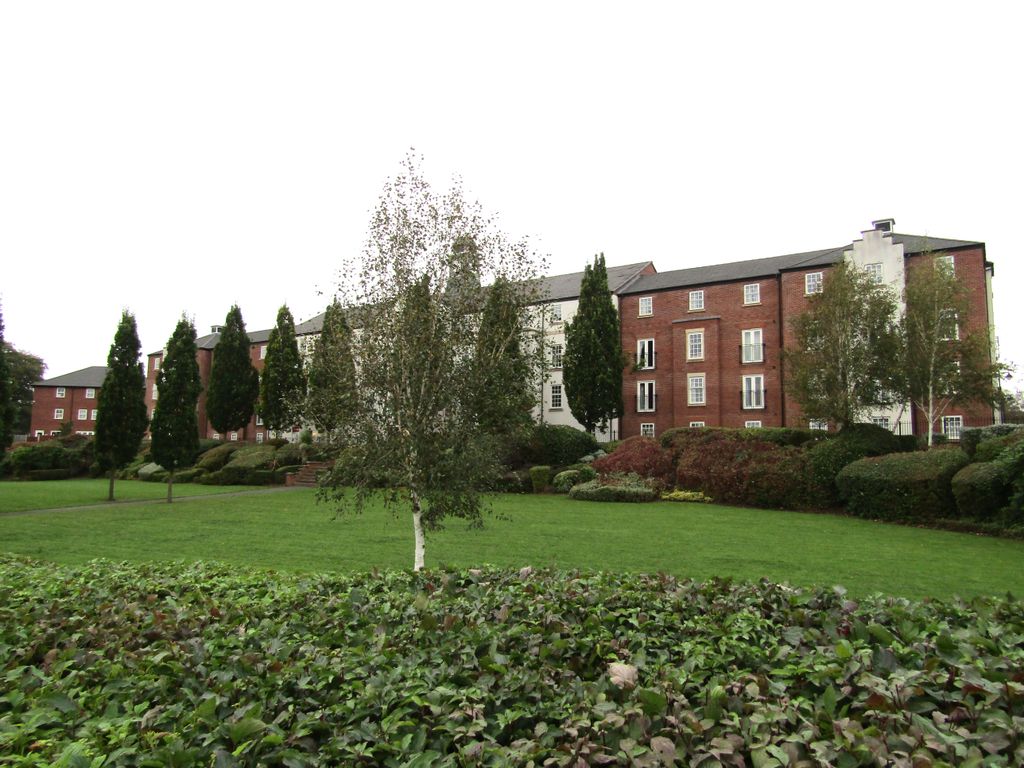 2 bed flat to rent in Duckery Wood Walk, Great Barr, Birmingham B43, £ ...