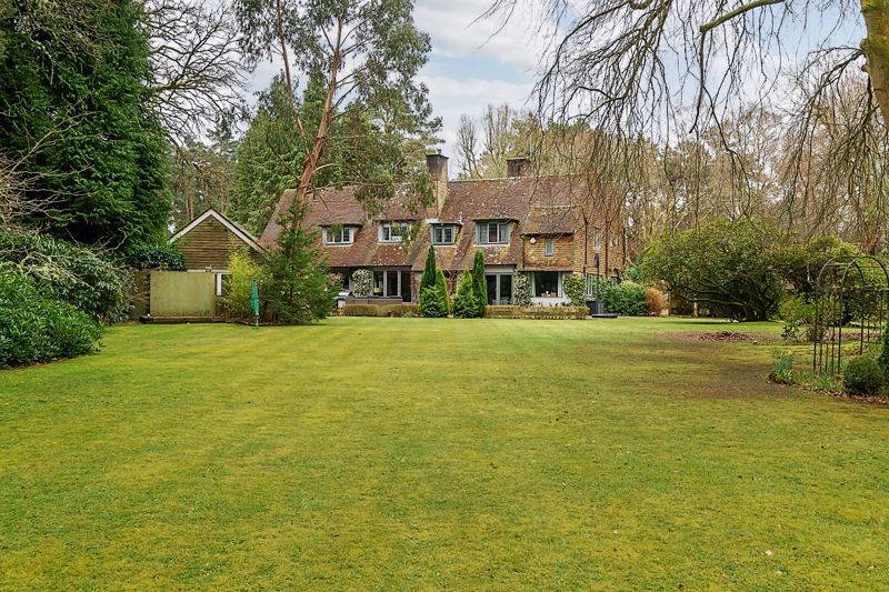 6 bed detached house for sale in Headley Road, Grayshott, Hindhead GU26 ...