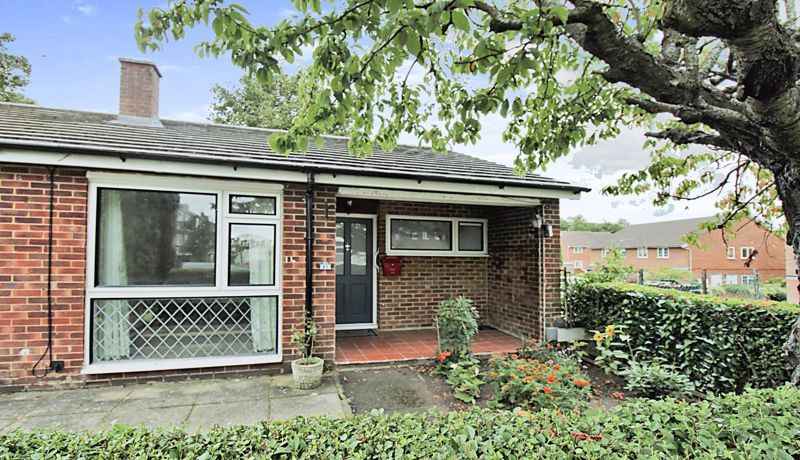 1 bed bungalow for sale in Chapel Road, Camberley GU15 - Zoopla