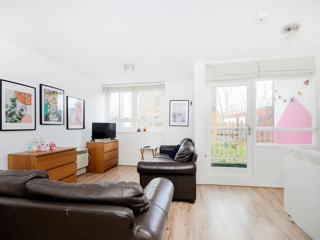 4 bed flat for sale in Carlton Vale, London NW6 - Zoopla