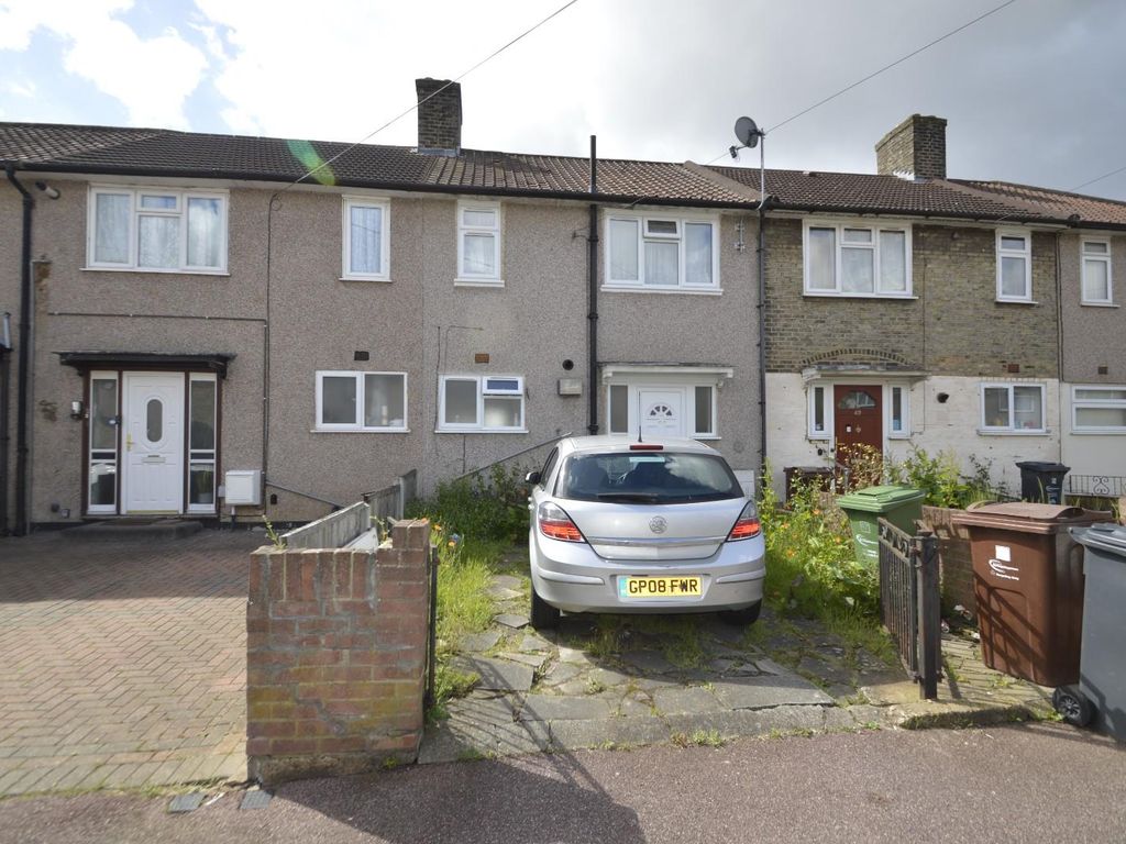 3 Bed Terraced House For Sale In Coleman Road Dagenham Rm9 £375 000