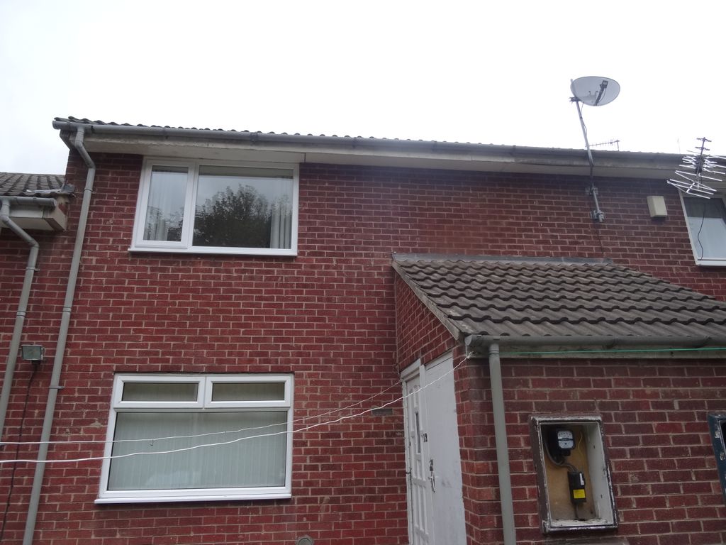 1 bed flat to rent in Lydgate, Leeds LS9, £595 pcm - Zoopla