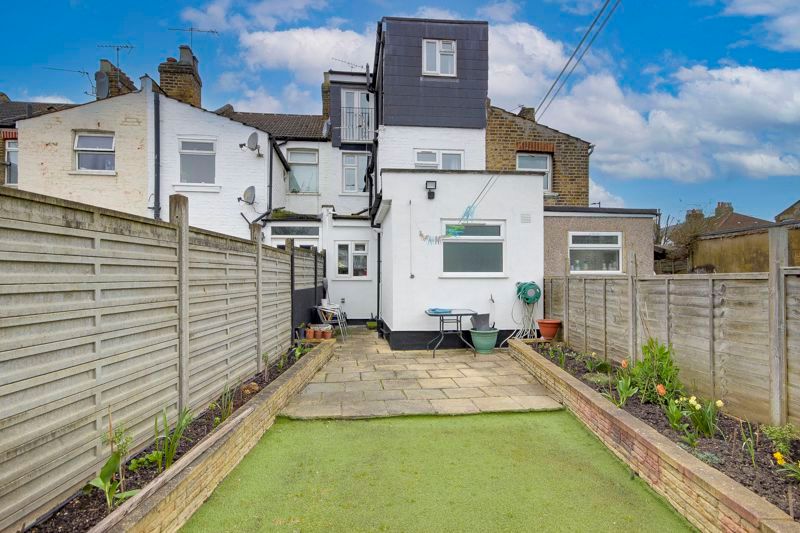 5 bed terraced house for sale in Nelson Road, London N9, £475,000 - Zoopla