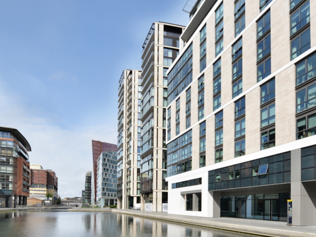 3 bed flat to rent in Merchant Square East, London W2, £5,113 pcm - Zoopla