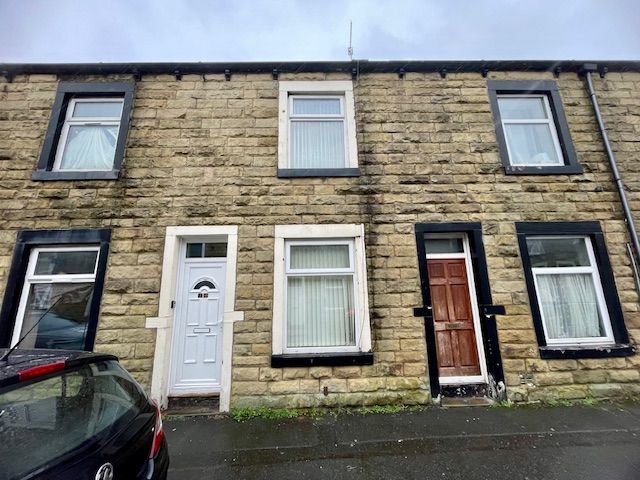 2 bed terraced house to rent in Castle Street, Nelson BB9, £500 pcm - Zoopla