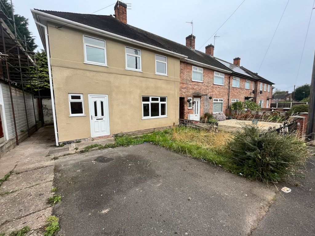 4 bed semi-detached house for sale in Southfield Road, Nottingham ...