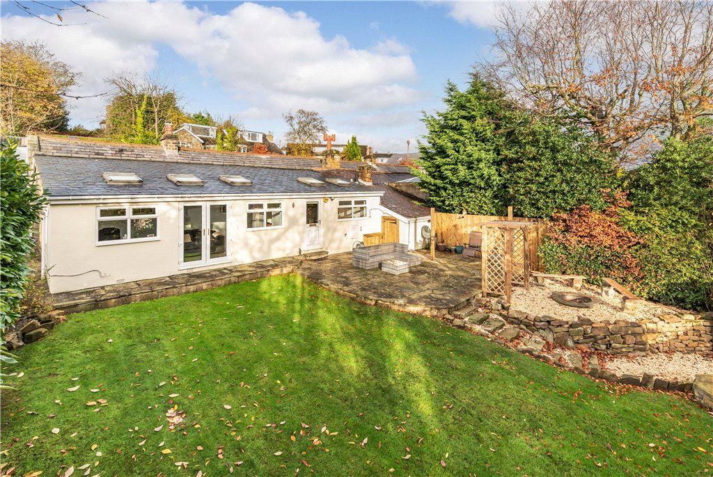 3 bed bungalow for sale in Westmoor Avenue, Baildon, West Yorkshire ...