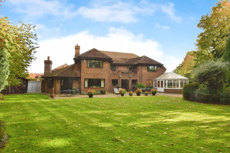 5 Bed Detached House For Sale In Greystoke Park Gosforth Newcastle