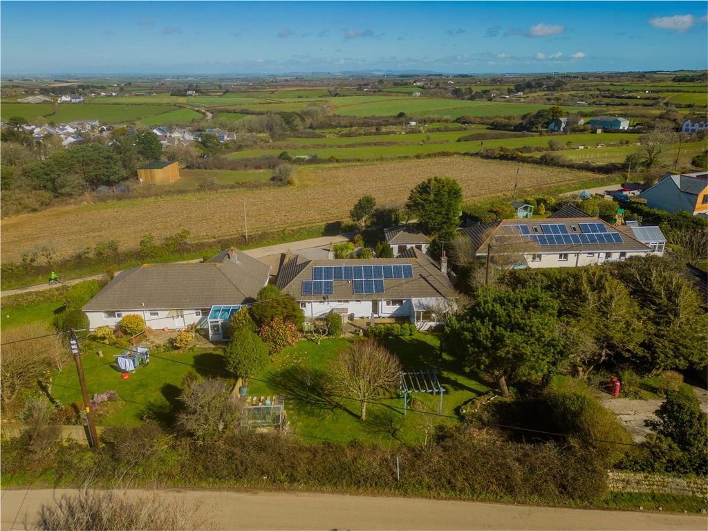 4 bed detached bungalow to rent in Wheal Butson Road, St. Agnes TR5, £ ...