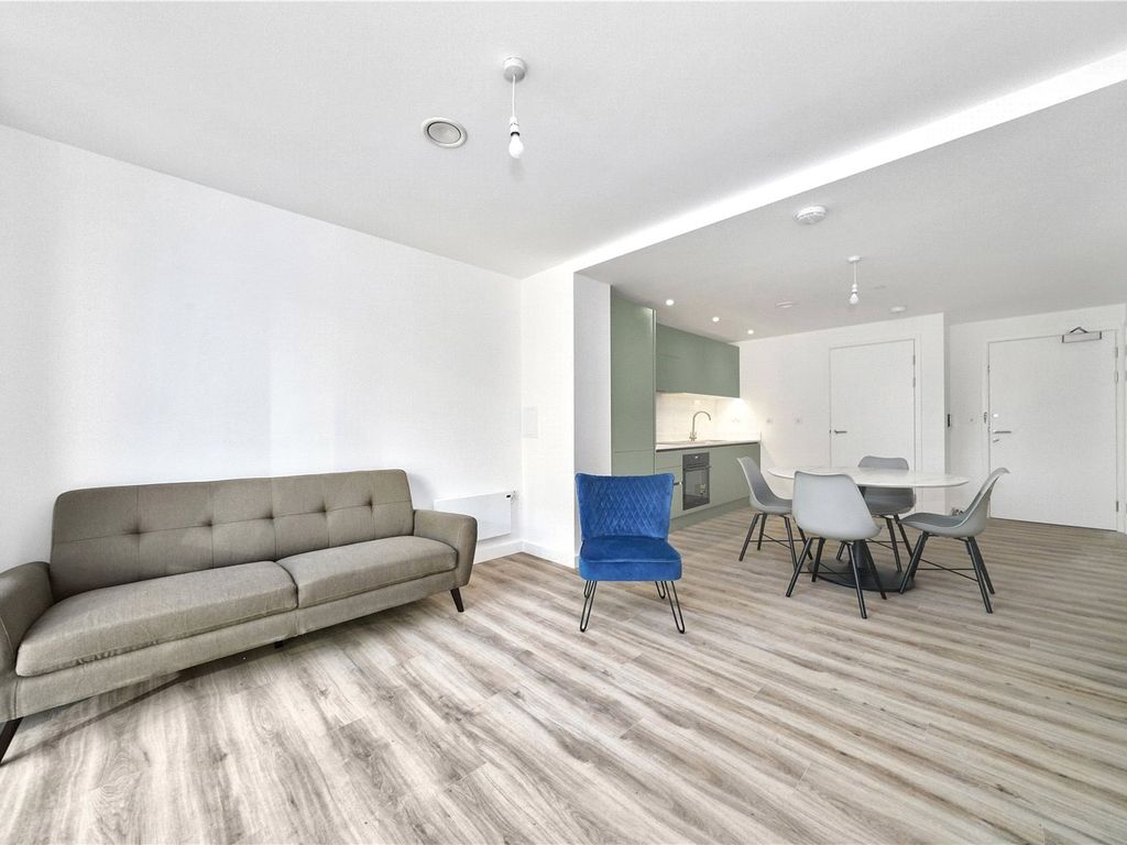 2 bed flat to rent in Chevette Court, Kimpton Road, Luton LU2 - Zoopla