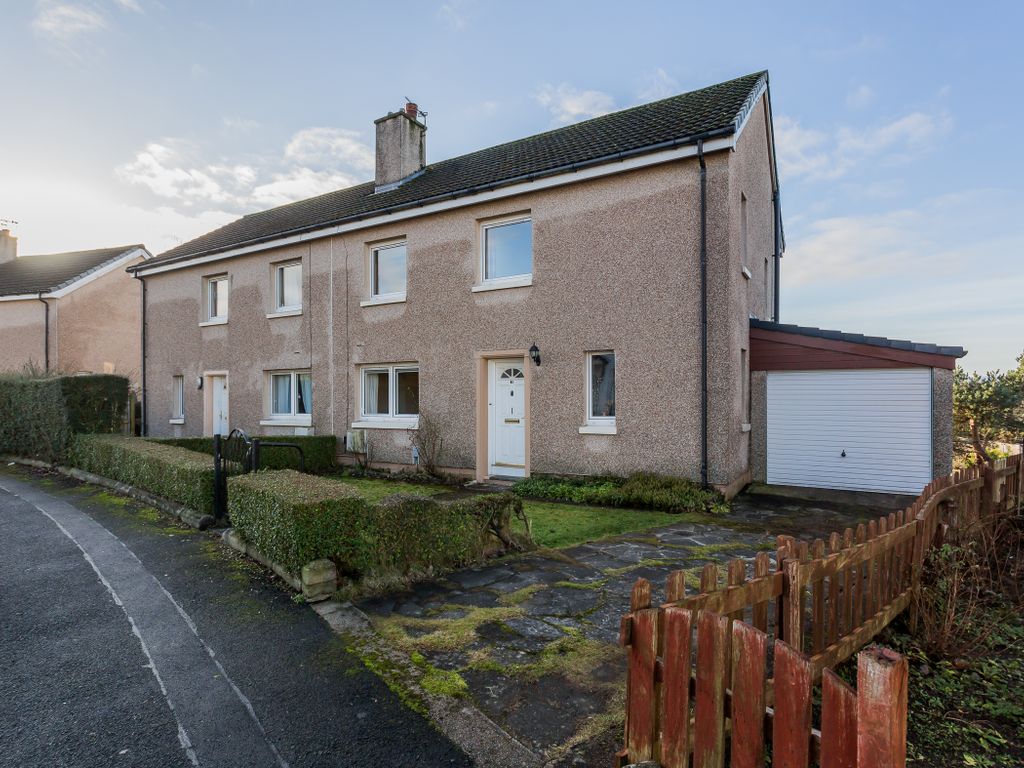 4 Bed Property For Sale In 81 Lochinver Crescent Paisley Pa2 £159 999