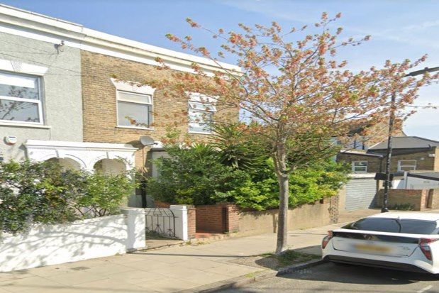 5 bed terraced house to rent in Dunlace Road, London E5, £3,400 pcm ...