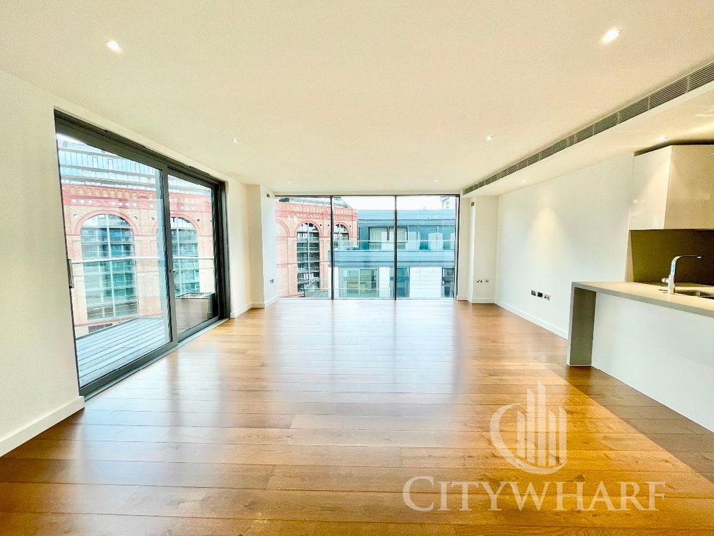3 bed flat to rent in Chartwell House, Waterfront Drive, London SW10, £ ...