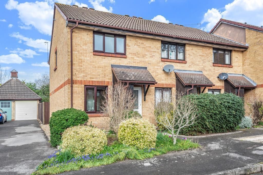 2 bed end terrace house for sale in Bolwell Close, Twyford RG10 - Zoopla