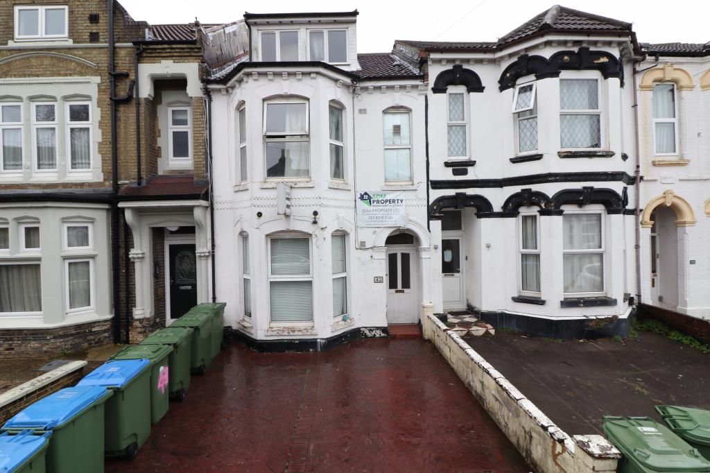 Studio to rent in The Polygon, The Polygon, Southampton SO15, £690 pcm ...