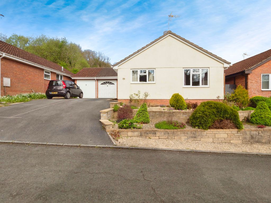 3 Bed Bungalow For Sale In Coniston Road Ogwell Newton Abbot Devon