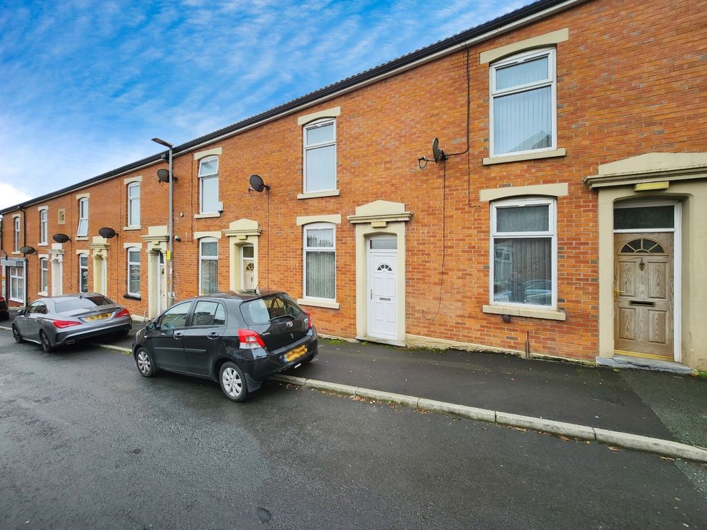 2 bed terraced house for sale in Cheetham Street, Blackburn, Lancashire ...