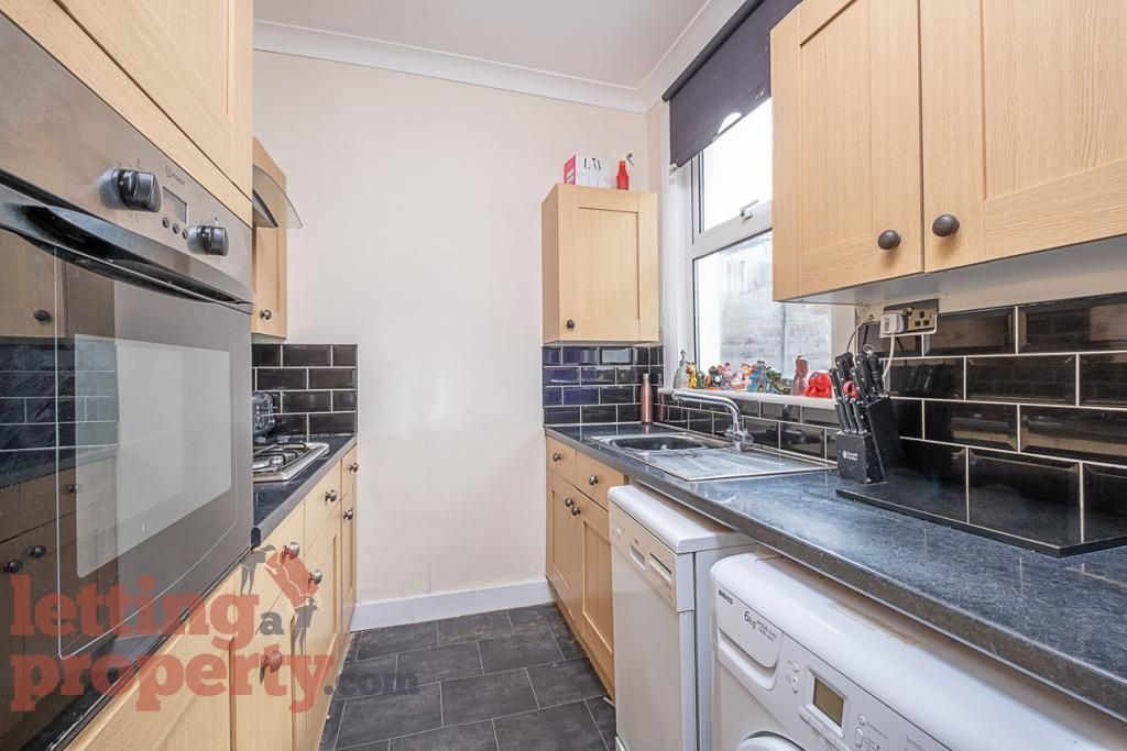 2 bed terraced house to rent in Timbercroft Lane, London SE18, £1,650 ...