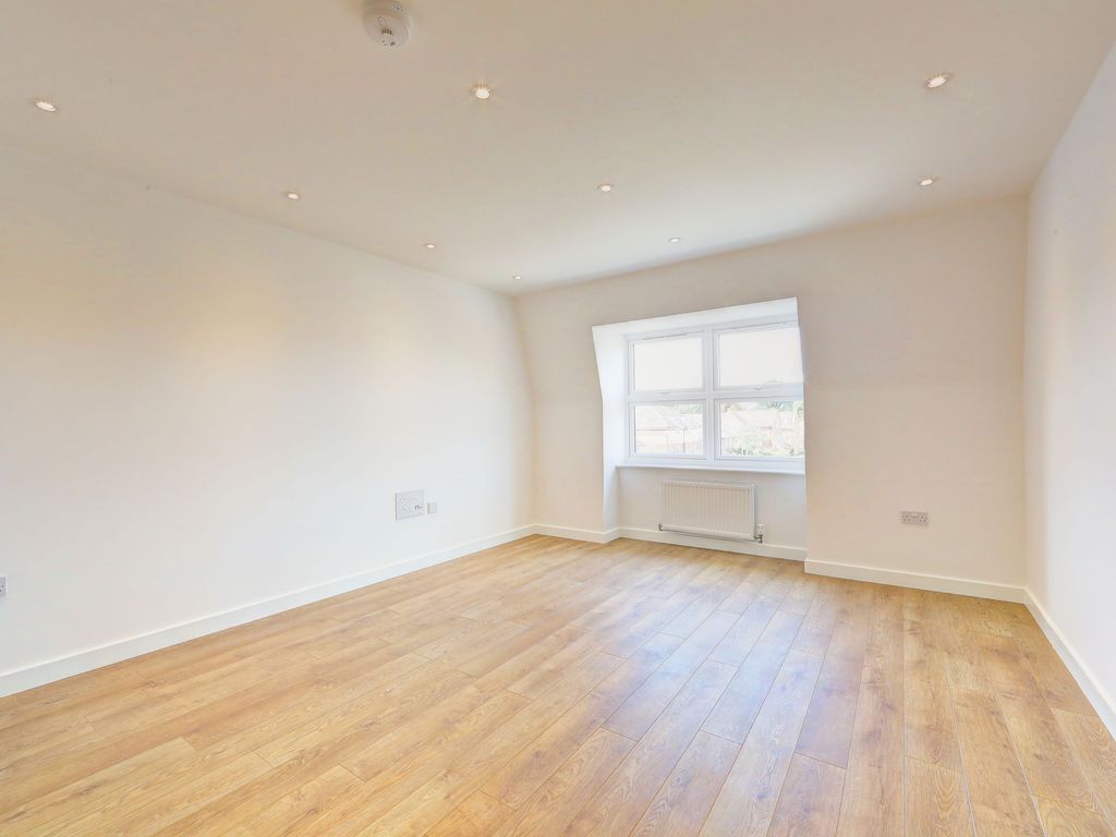 2 bed flat to rent in Florence Way, London, Wandsworth Common SW12 - Zoopla