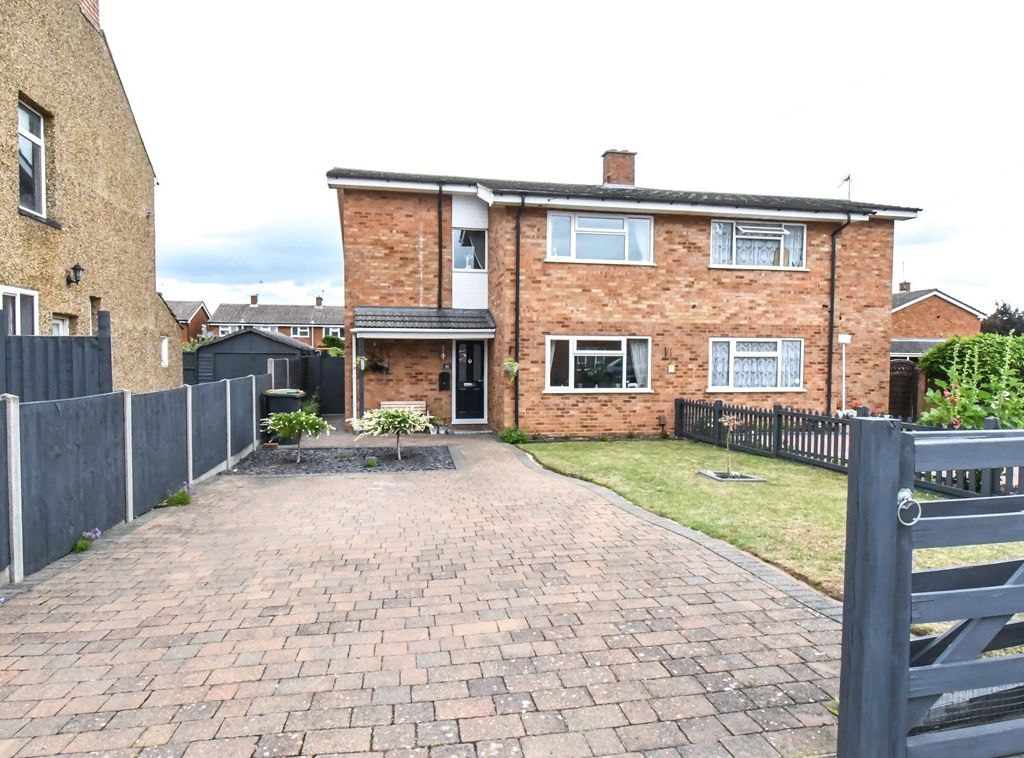3 Bed Semi Detached House For Sale In Farrer Street Kempston Bedford