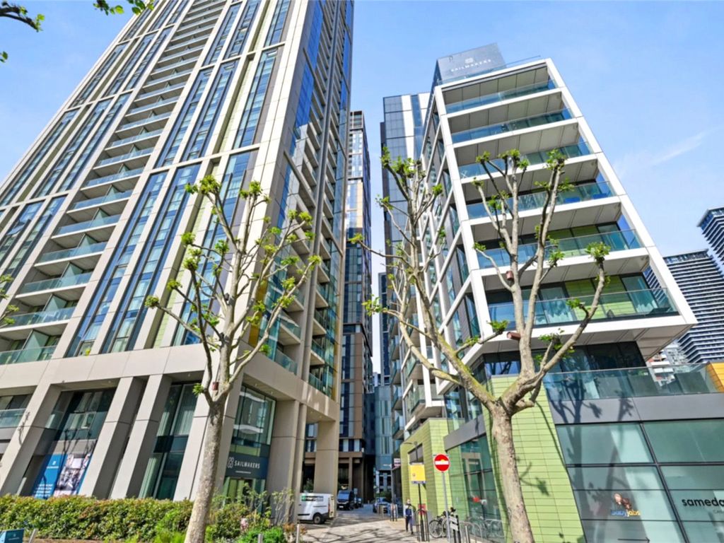 1 bed flat for sale in Laker Court, 39 Harbour Way, London E14, £ ...