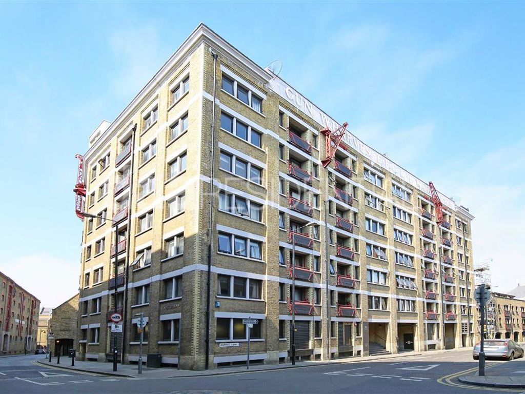 1 bed flat to rent in Wapping Lane, London E1W, £2,297 pcm - Zoopla
