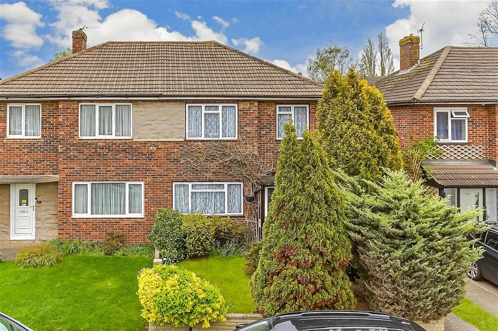 3 Bed Semi Detached House For Sale In Abbey Road Strood Rochester